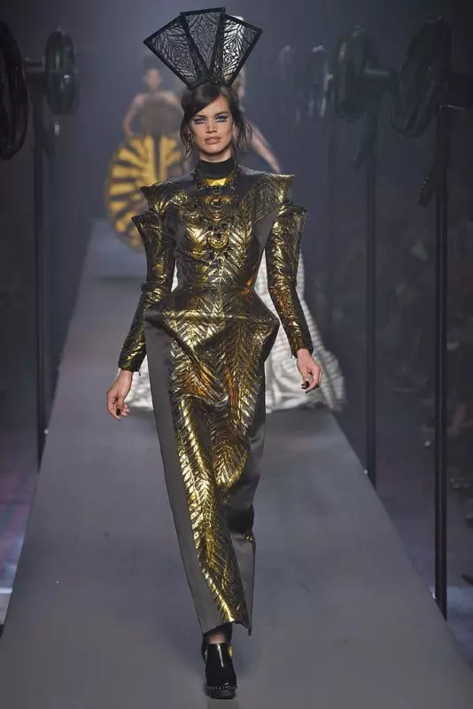 Jean Paul Gaultier Couture 2015 წლის შემოდგომა 50520_57