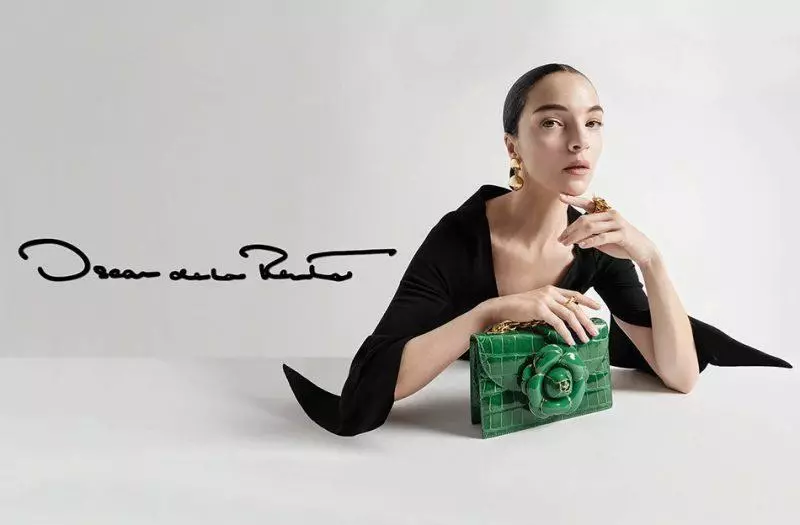 Оскар де ла Рента разкрива есенна рекламна кампания, заснета от Тим ​​Уокър
