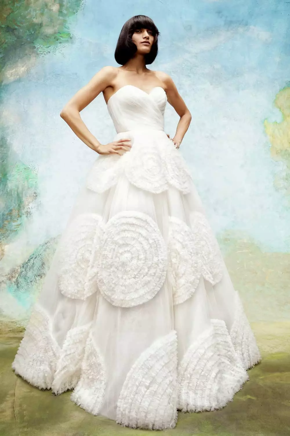 9 Chic Wedding Dress Trends para sa Bawat Uri ng Nobya 5230_14