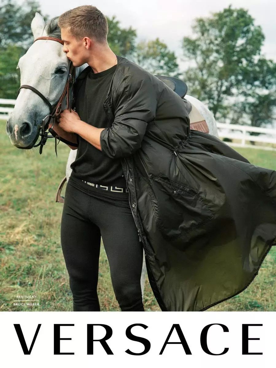 Versace се отправя към провинцията на Кентъки за кампанията пролет/лято 52336_3