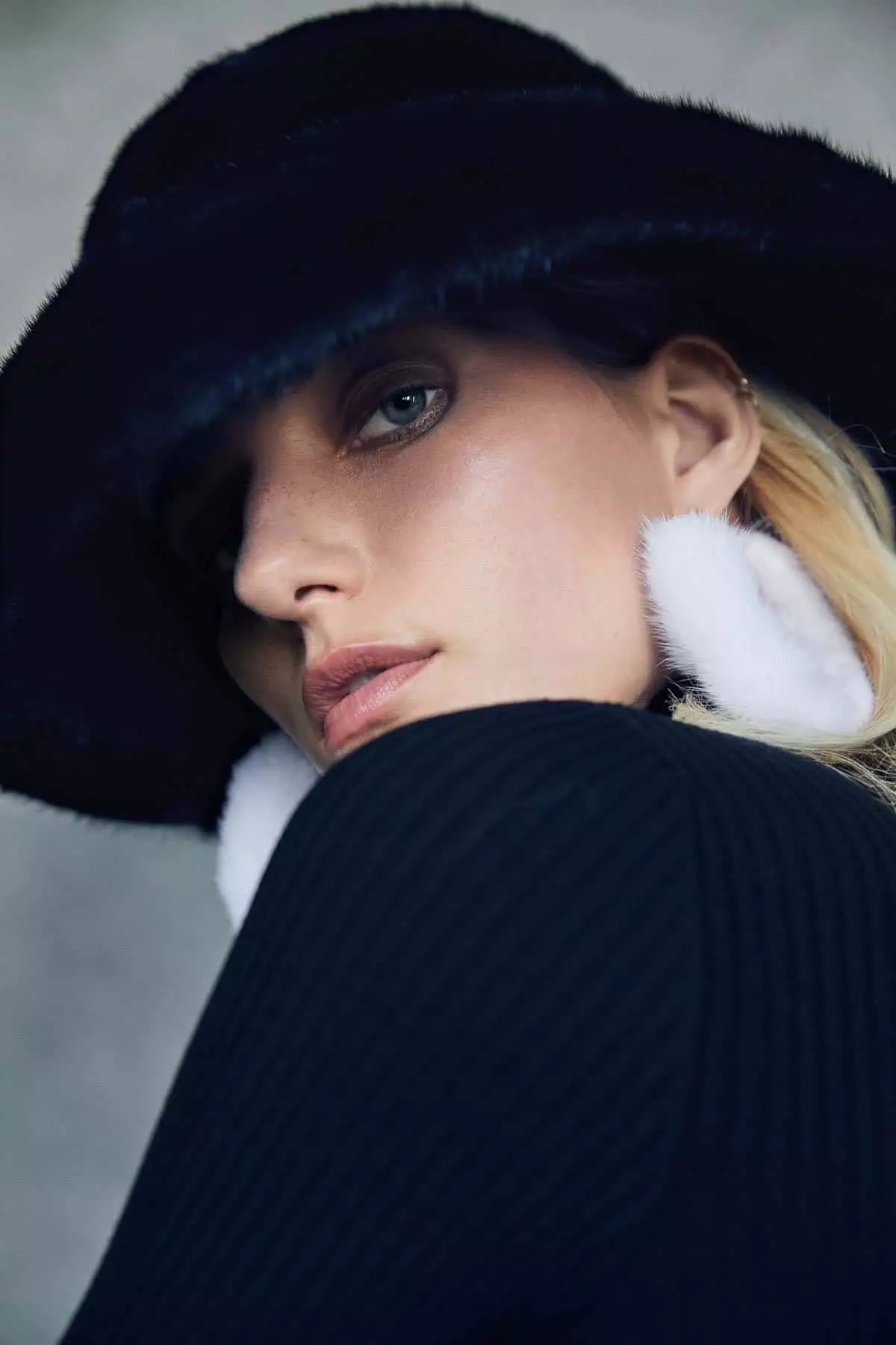 Editor's Pick: Pologeorgis' Soleil Mink Hoop Earrings In Winter White 52439_3