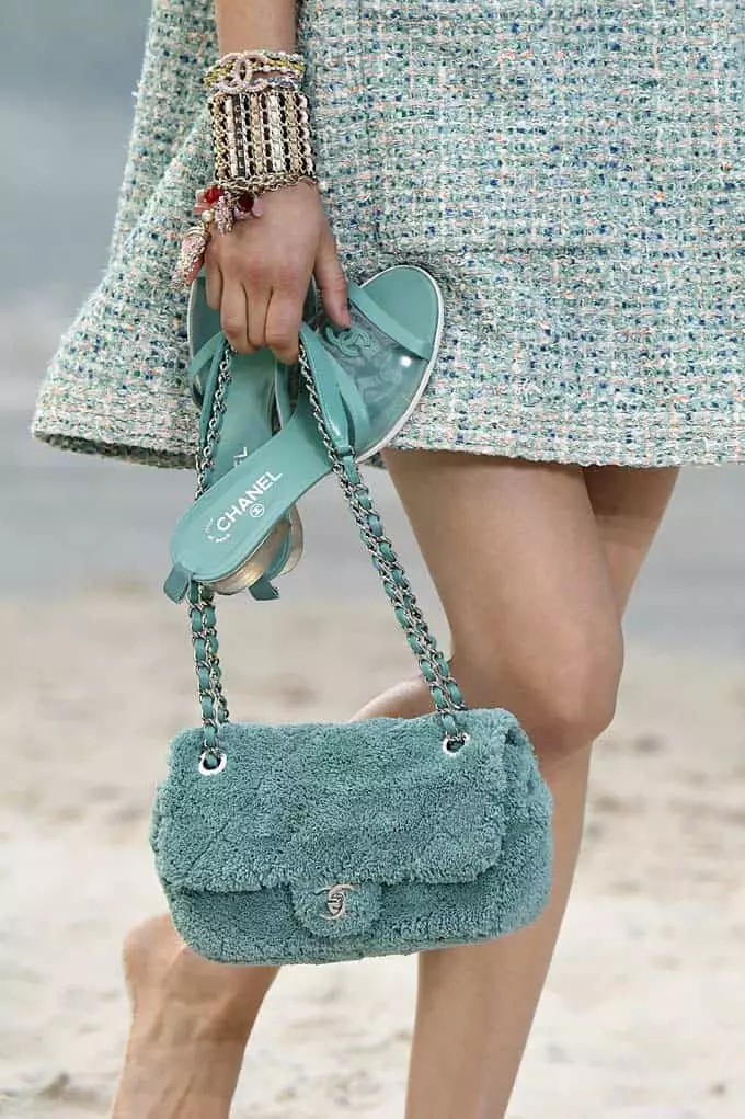 香奈儿 (Chanel) 2019 年春季海滩主题秀上的 39 款性感包袋 53446_3