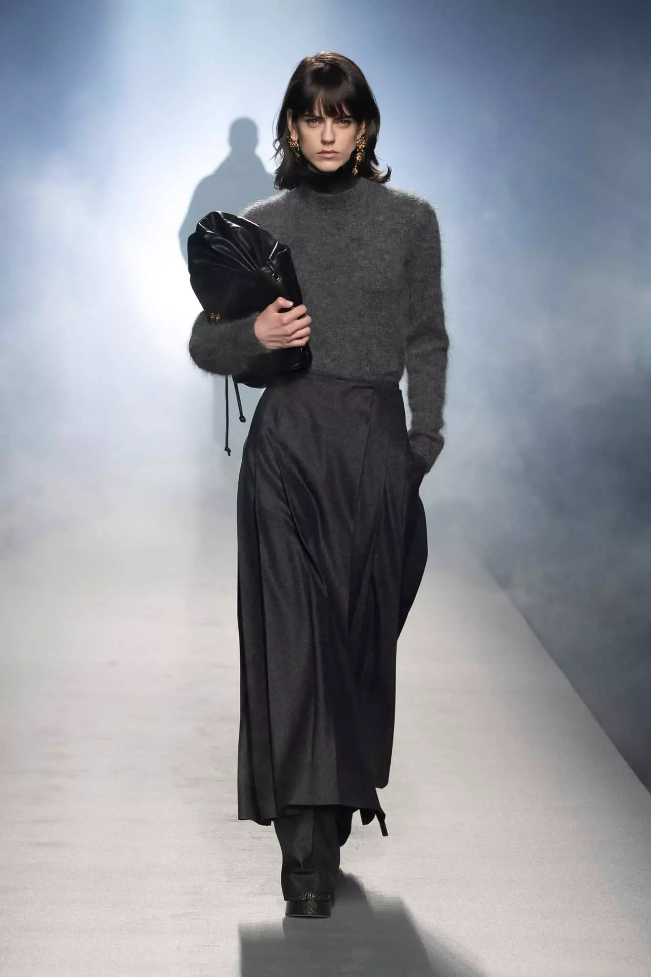 MFW iri pano! Alberta Ferretti Inoendesa Big Fall Energy Kutenda Kune Dramatic Silhouettes 5471_14