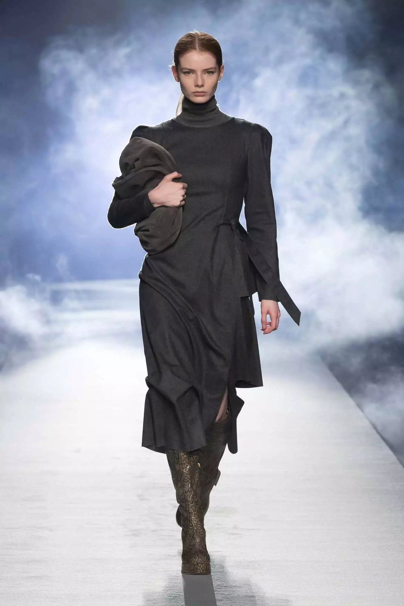 MFW iri pano! Alberta Ferretti Inoendesa Big Fall Energy Kutenda Kune Dramatic Silhouettes 5471_3