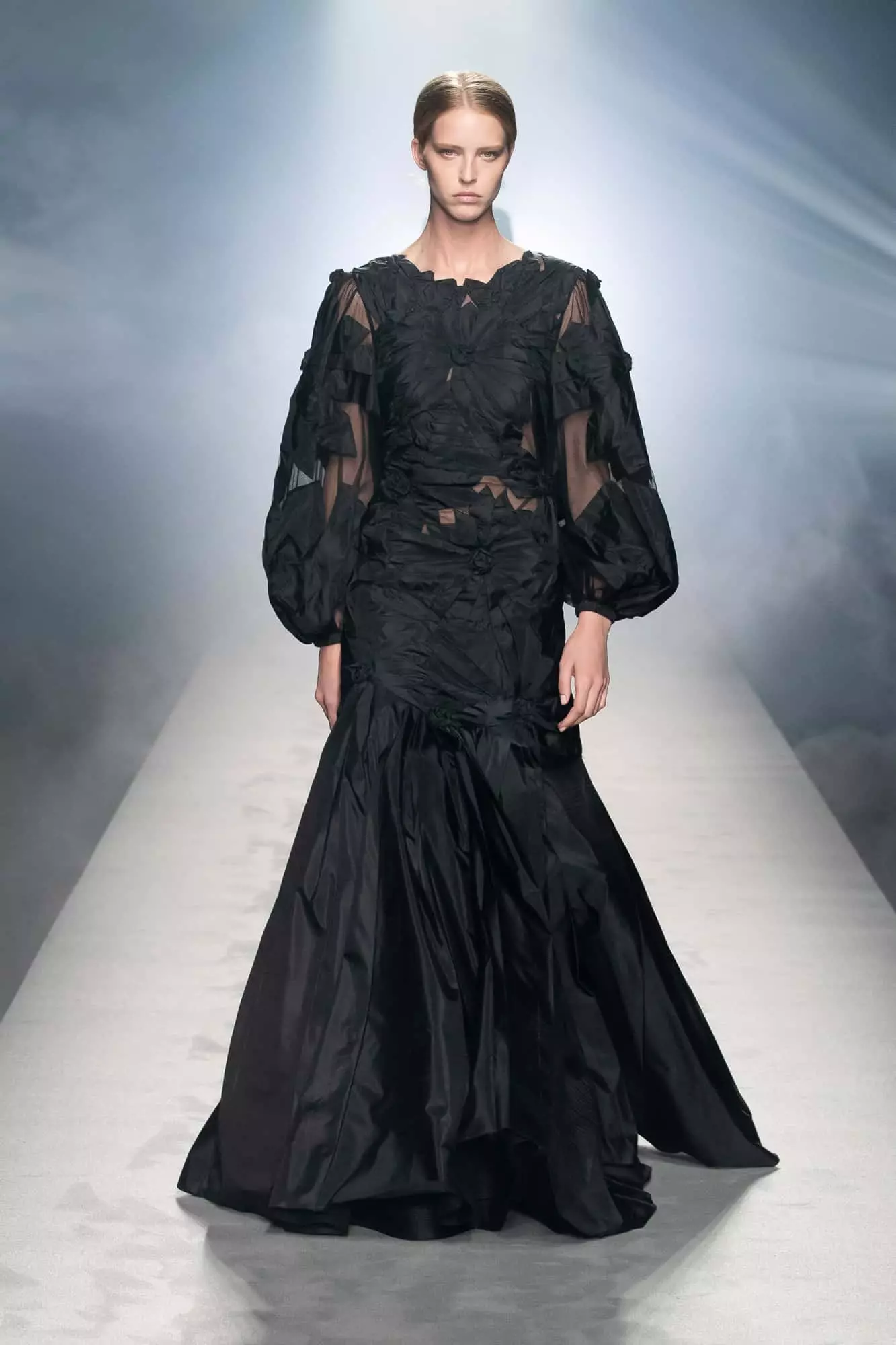 MFW iri pano! Alberta Ferretti Inoendesa Big Fall Energy Kutenda Kune Dramatic Silhouettes 5471_40