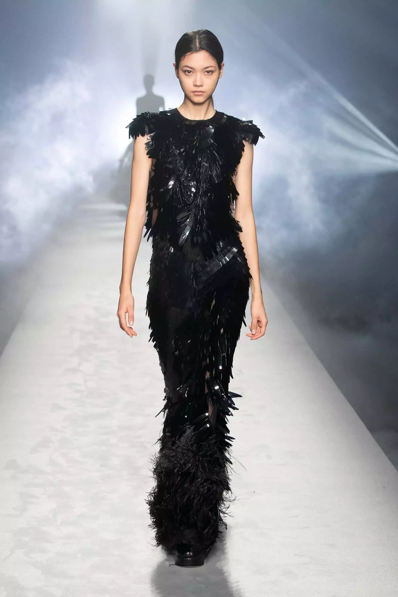 MFW Ari Hano! Alberta Ferretti Atanga Ingufu Zigwa Zikesha Silhouettes Dramatic 5471_47