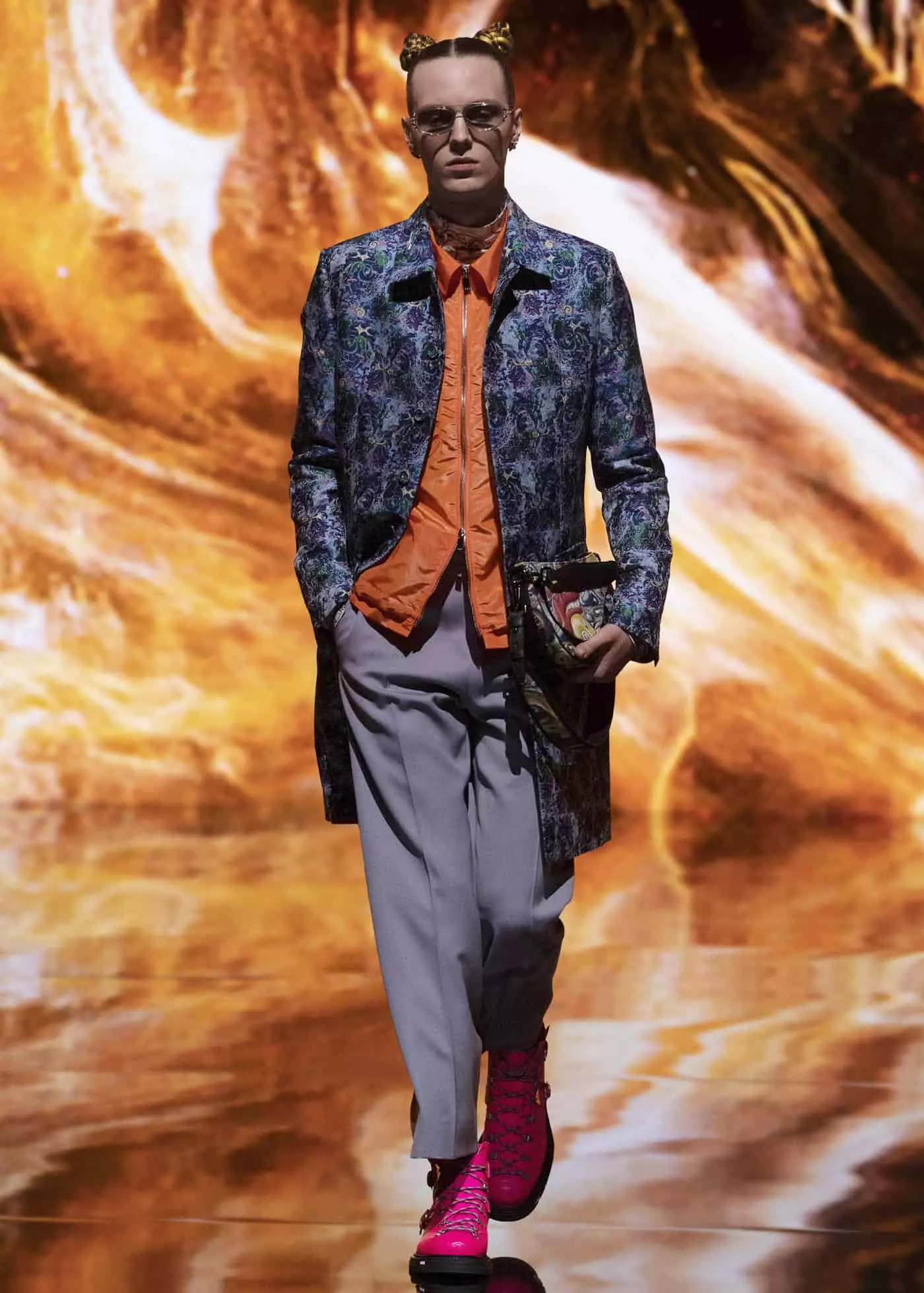 Dior Men's Fall Runway mundu honetatik kanpo zegoen literalki 5477_19