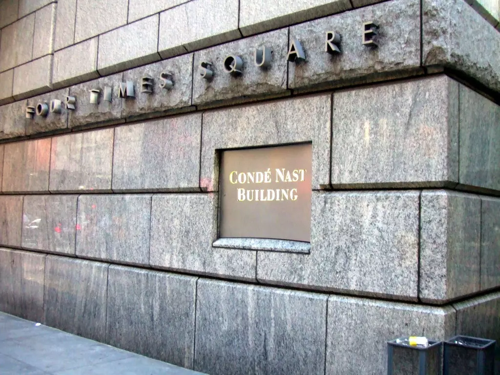 Съдебният процес на Condé Nast за стажант се урежда за 5,8 милиона долара 55162_1