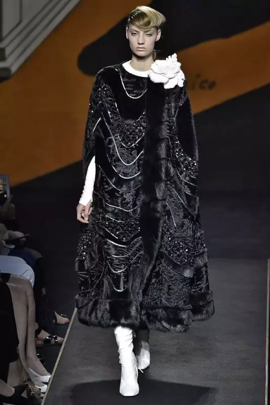 Fendi Couture پاییز 2015 55891_12