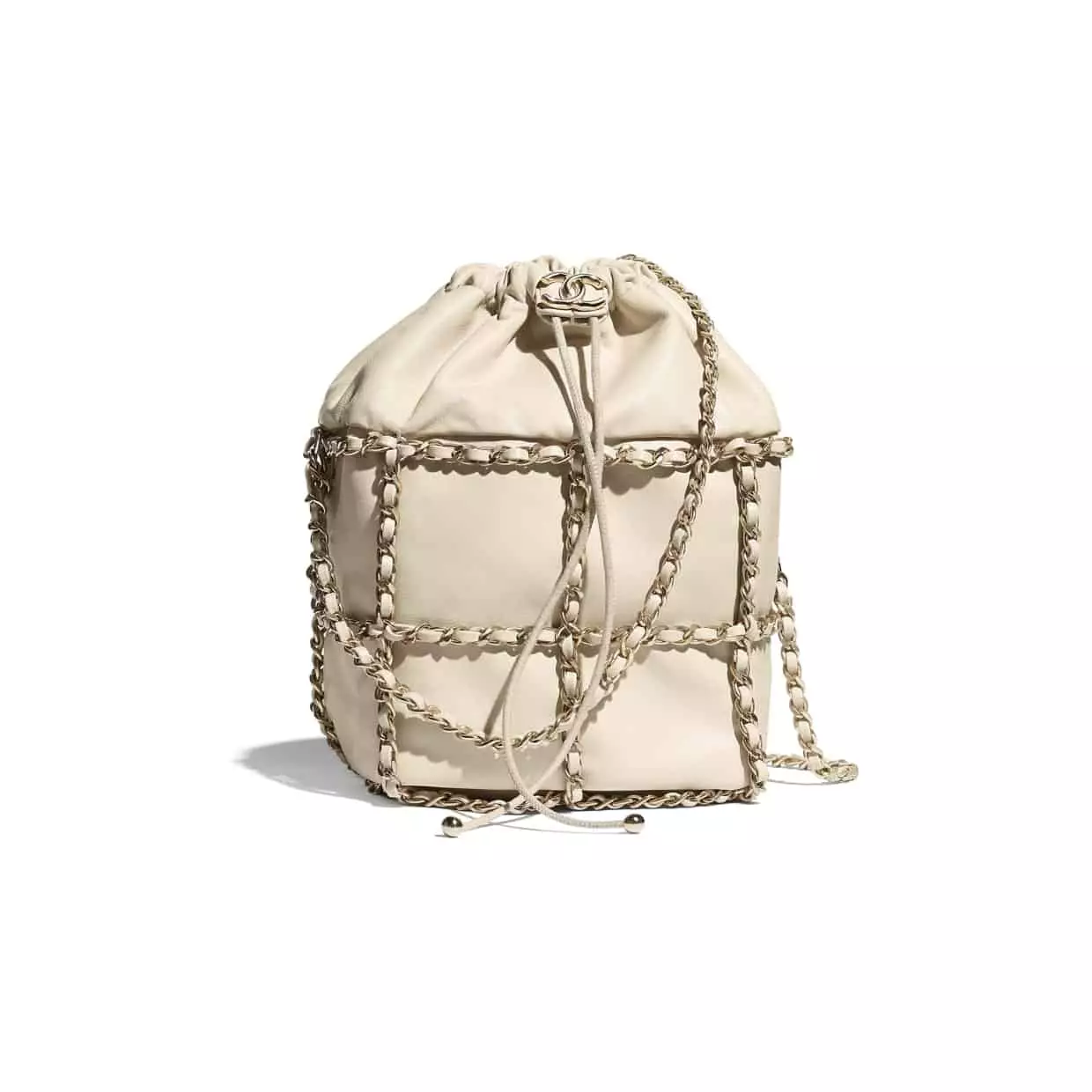 Lily-Rose Depp protagonitza la campanya de creuers de Chanel, i podem parlar d'aquestes bosses durant un minut? 56258_17