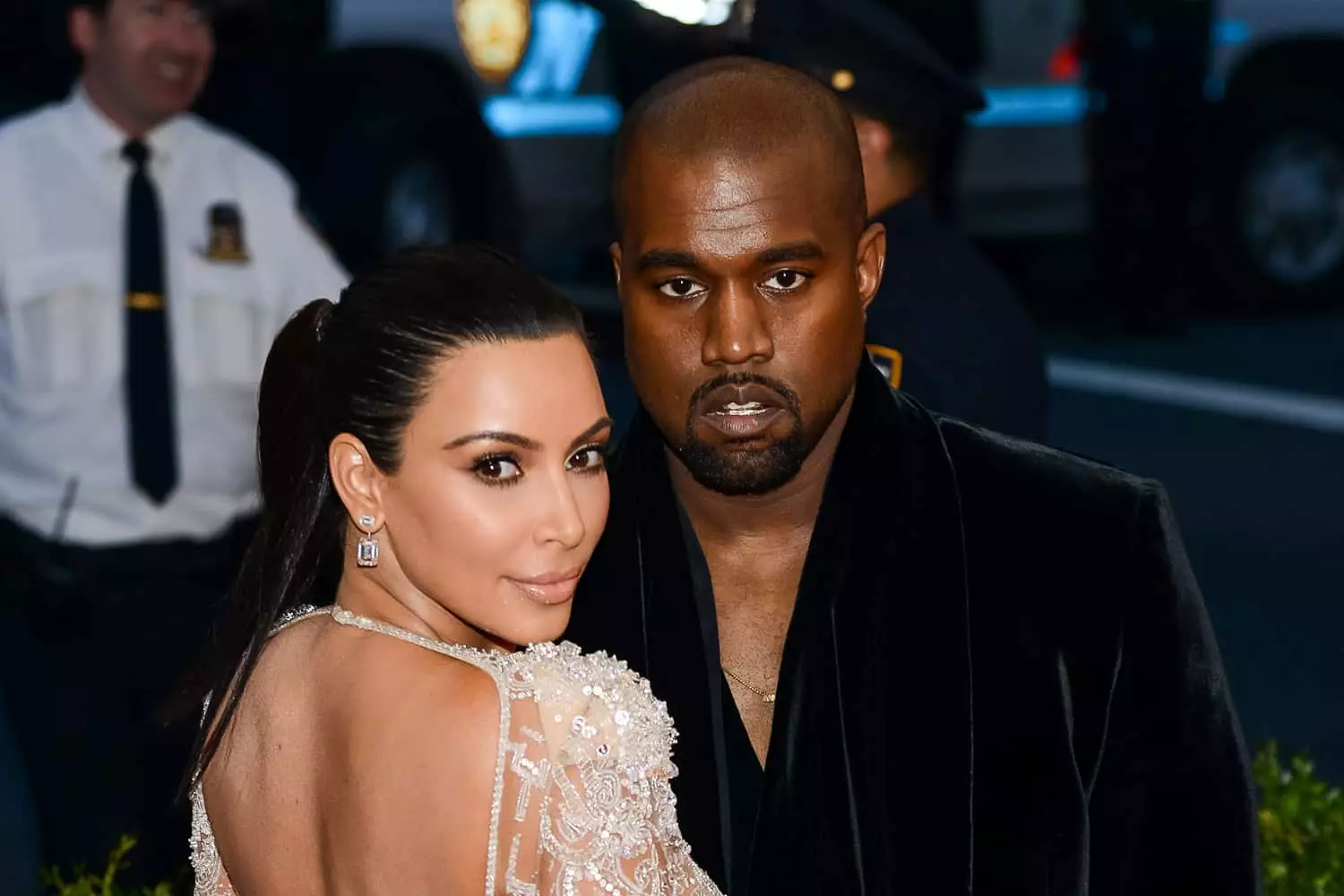 Kanye West gaf Kim Kardashian $ 1 miljoen om niet op Instagram te posten