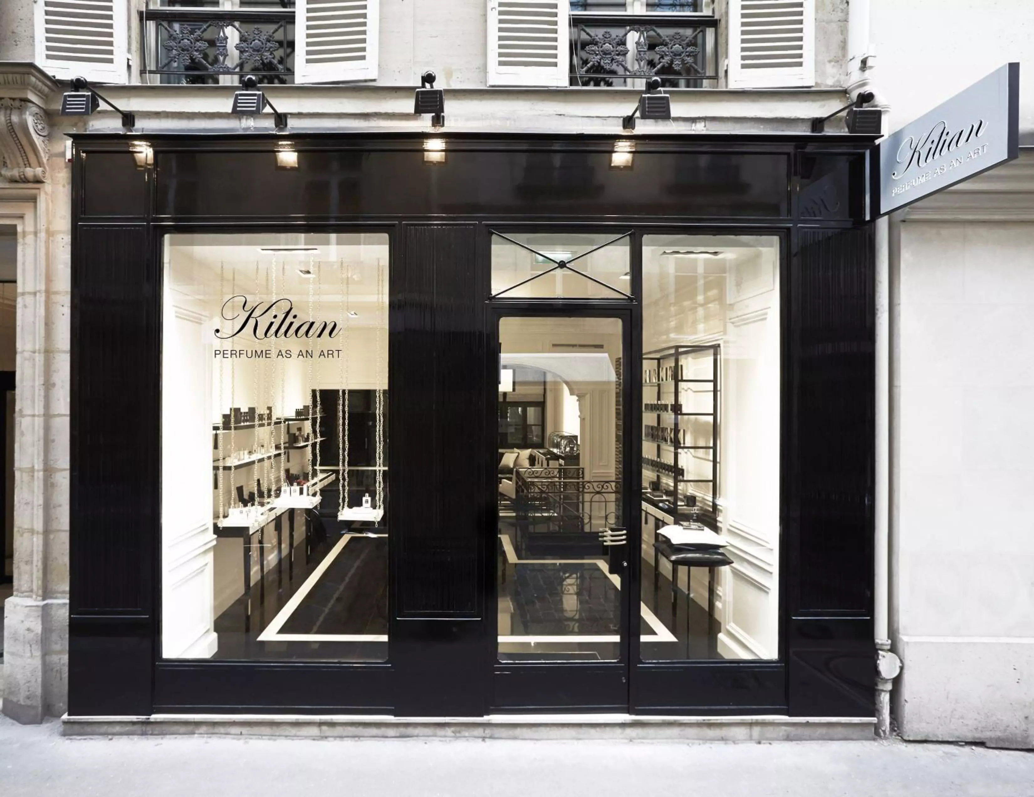 Parfymør Kilian Hennessy åpner sin første parisiske butikk