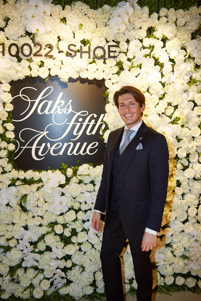 Edgardo Osorio de Aquazzura celebra la primera zapatería independiente de Saks Fifth Avenue 56551_1