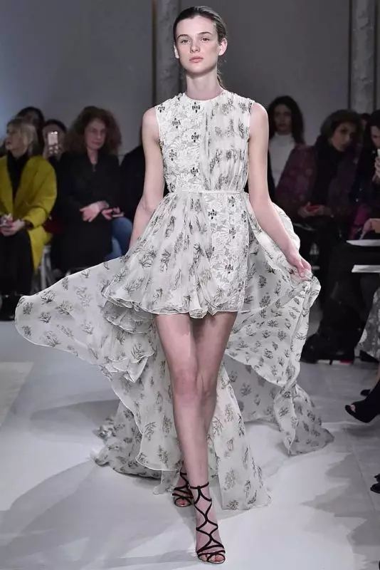 Dans le giron : Giambattista Valli Haute Couture Printemps 2017 56683_18