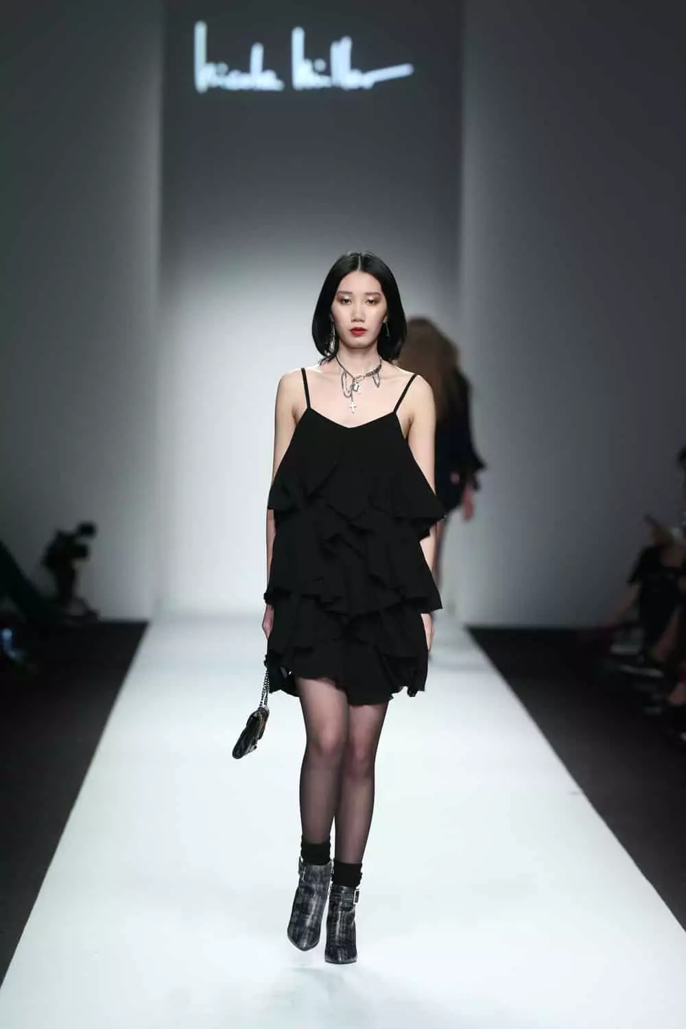 Nicole Miller celebra un lujoso espectáculo na Semana da Moda de Shanghai 57741_15