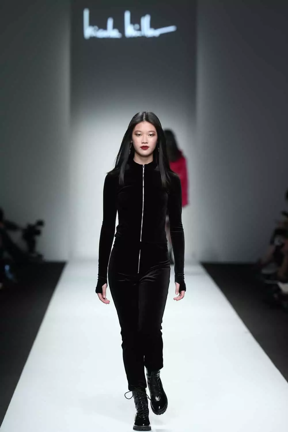 Nicole Miller veranstaltet eine aufwendige Show auf der Shanghai Fashion Week 57741_3