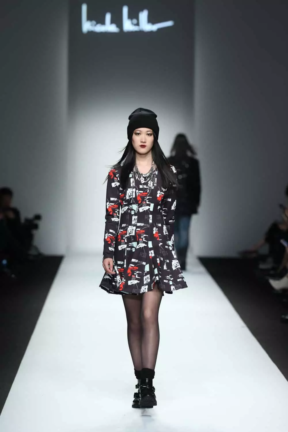 Nagdaos si Nicole Miller ng Marangyang Palabas sa Shanghai Fashion Week 57741_30