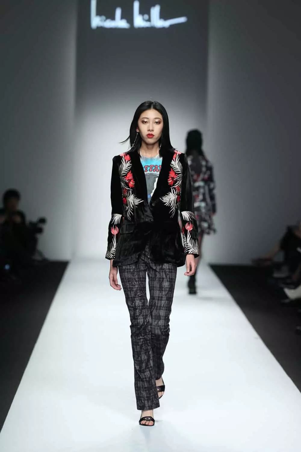 Nicole Miller hâldt in weelderige show op Shanghai Fashion Week 57741_31