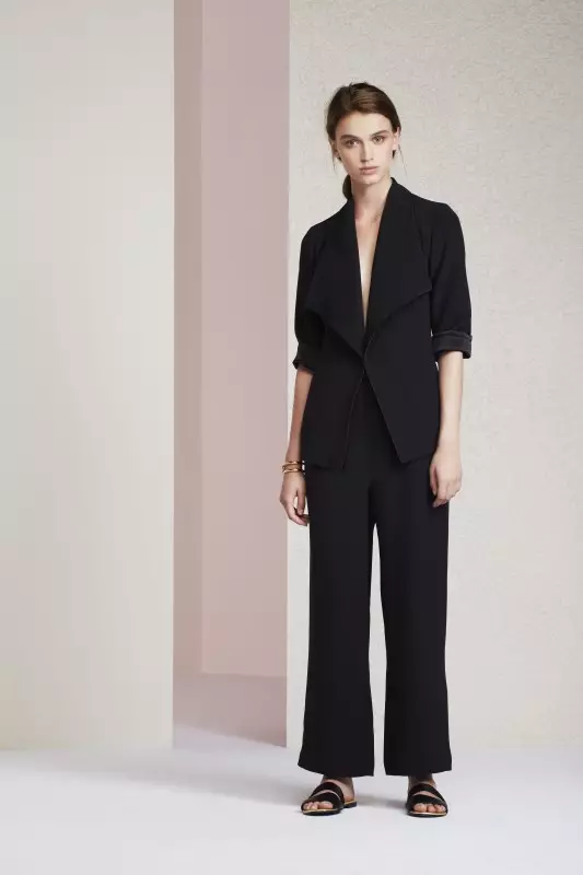 Powrót do czerni: projektantka Catherine Quin o tym, jak ubrać się jak modny pakiet 58155_32