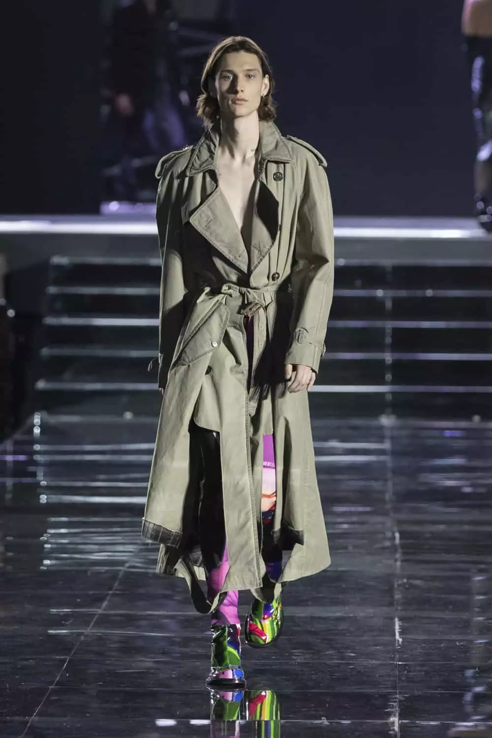 CR Runway dan LuisaViaRoma Baru Saja Menghadirkan Fashion Extravaganza 58176_32