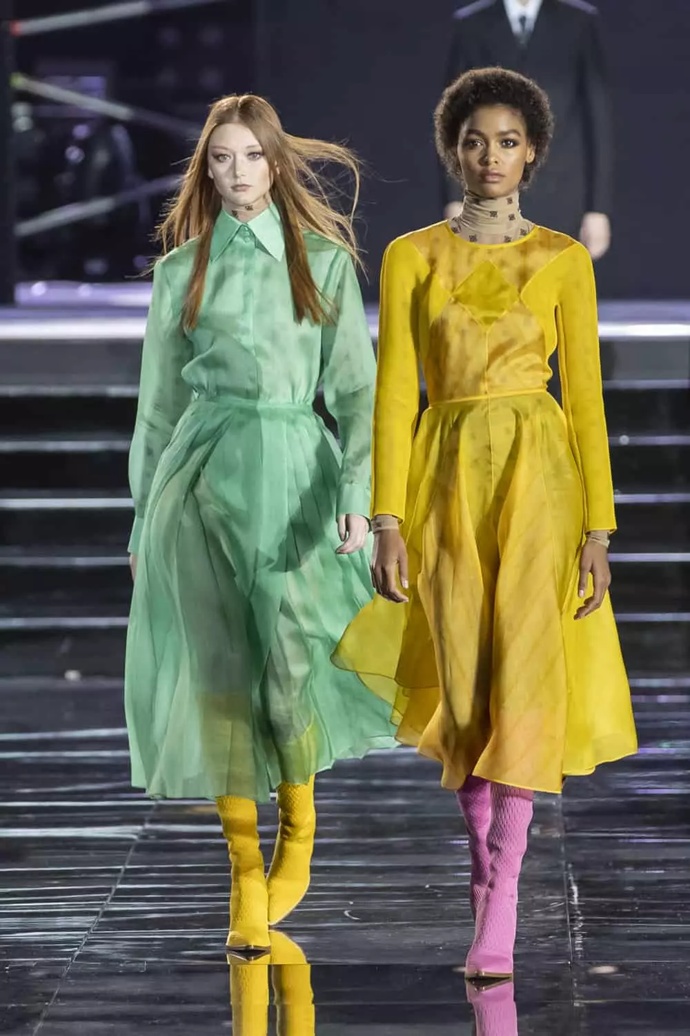 CR Runway dan LuisaViaRoma Baru Saja Menghadirkan Fashion Extravaganza 58176_49