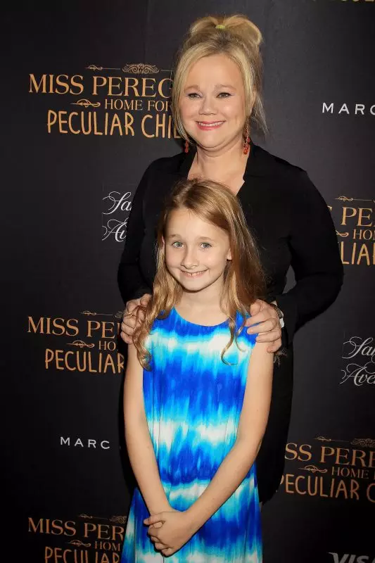 Saks Fifth Avenue Hosts Miss Peregrine Lub Tsev rau Peculiar Children Premiere 59098_12