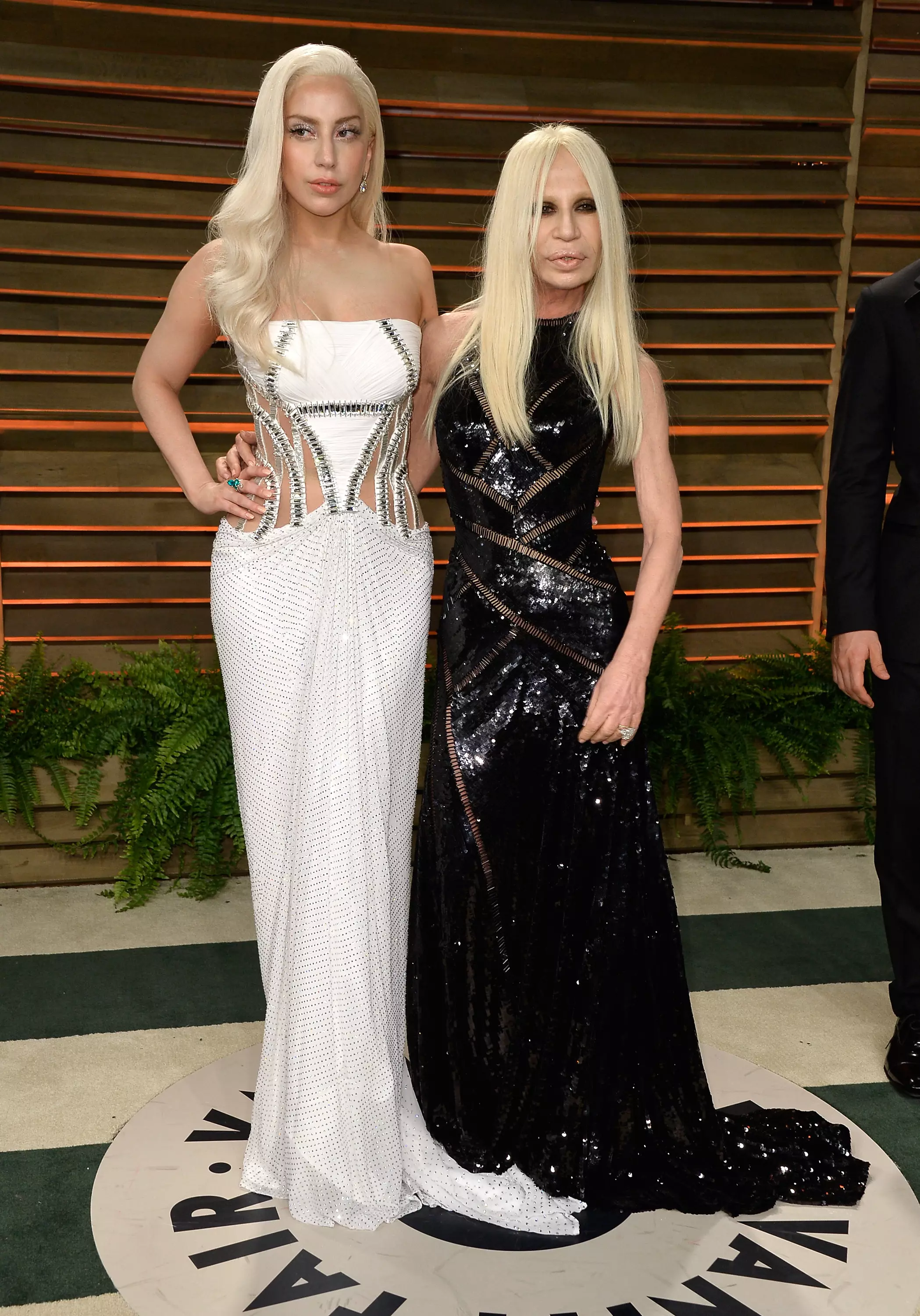 Donatella Versace merr pjesë në Super Bowl për Lady Gaga, Tiffany & Co. 59219_1