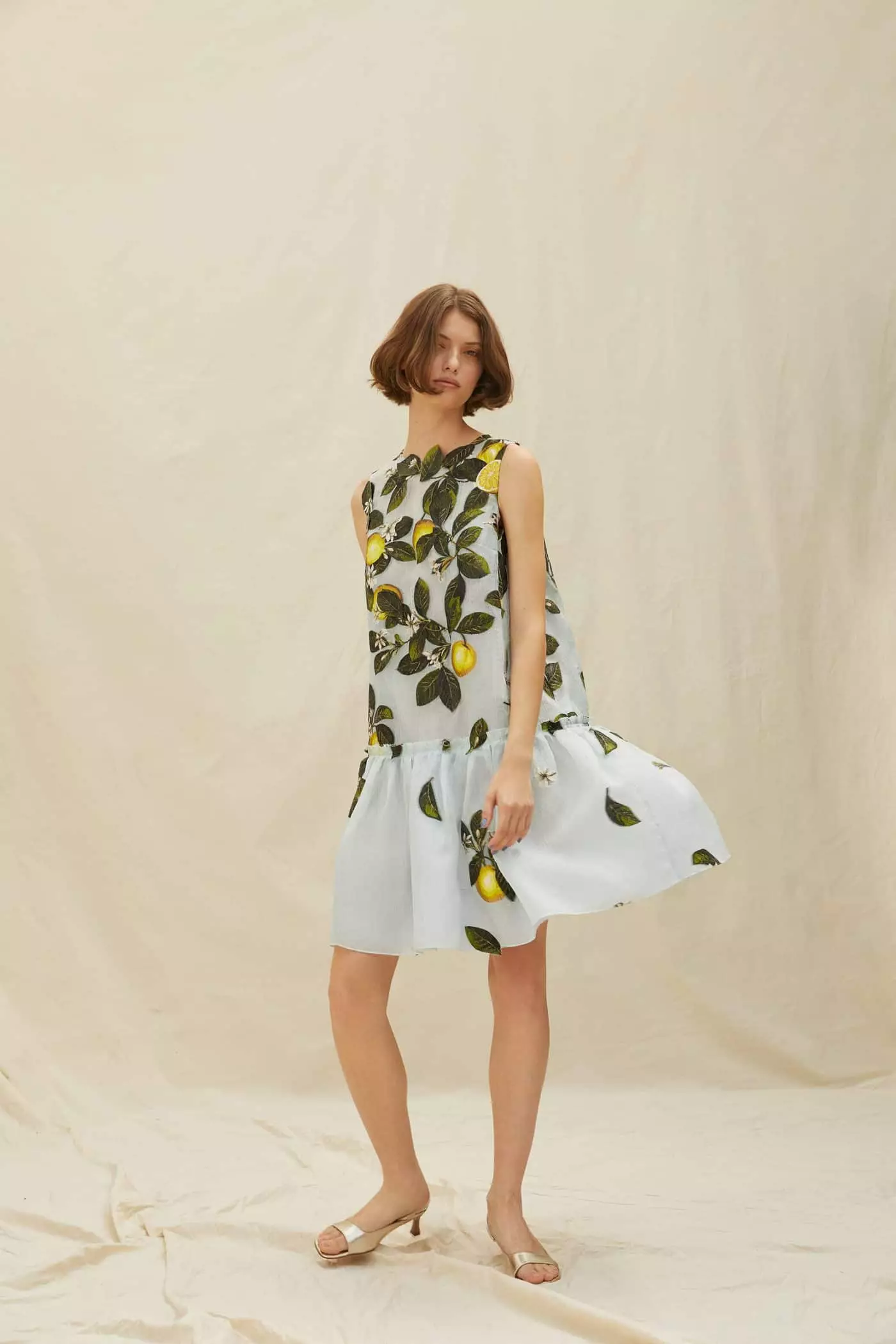 Oscar de la Renta Pre-Spring 2021 යනු නැවුම් ආරම්භයක් සඳහා බලාපොරොත්තු සහගත මතක් කිරීමකි 5950_4