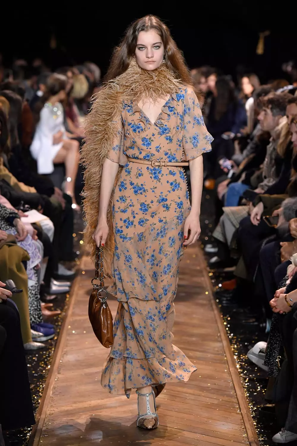 La colección de Michael Kors fue un sueño disco de Nueva York para el otoño de 2019 5989_25