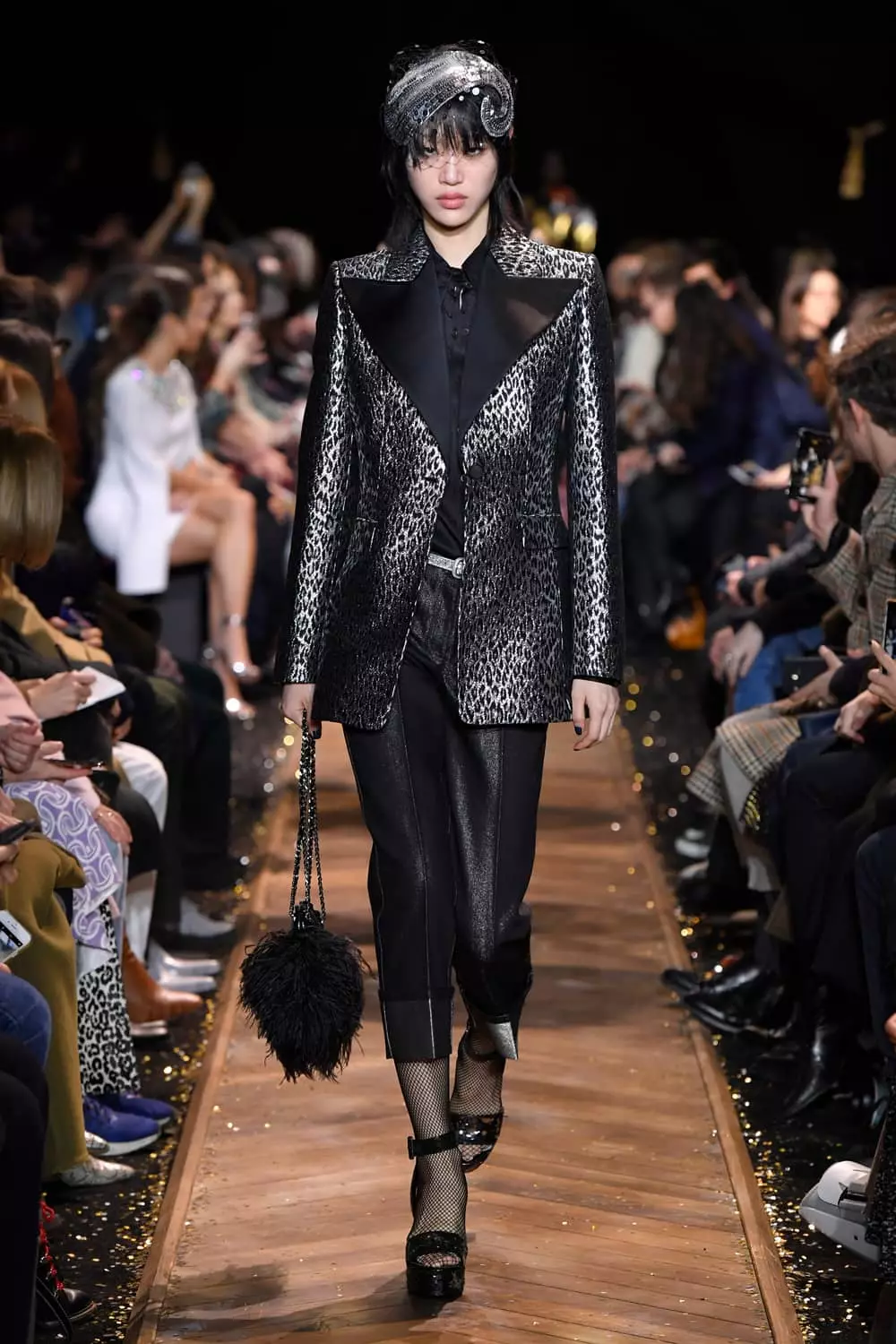 Michael Kors Collection o se New York Disco Dream mo le tautoulu 2019 5989_58