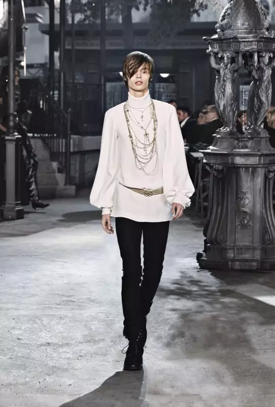 Karl Lagerfeld Anapeleka Onyesho la Sanaa la Chanel Métiers d'Art hadi Roma 61365_6