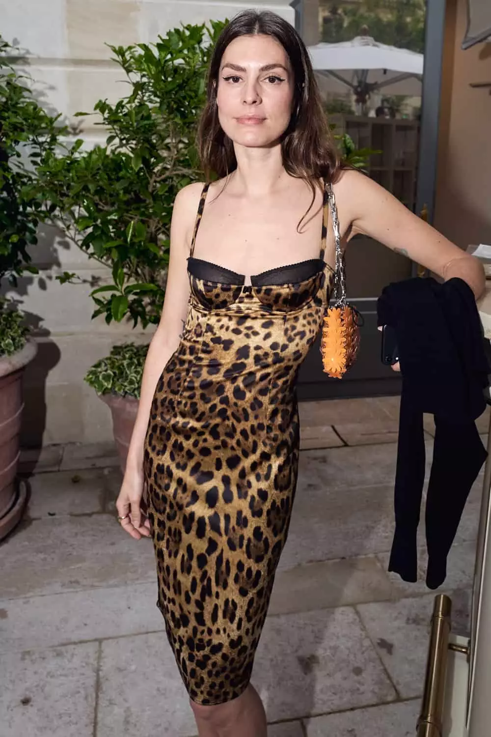 Bella Hadid, Ella Emhoff, Ashley Park ak plis ankò rantre nan Casablanca pou dine PFW ki gen zetwal nan Ritz la. 6183_15