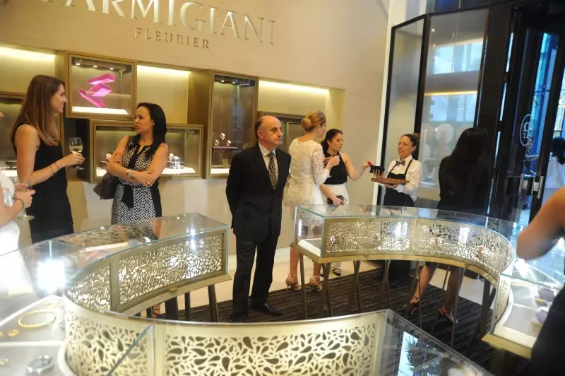 Der Schweizer Luxusuhrenhersteller Parmigiani eröffnet sein erstes US-Einzelhandelsgeschäft 62040_2