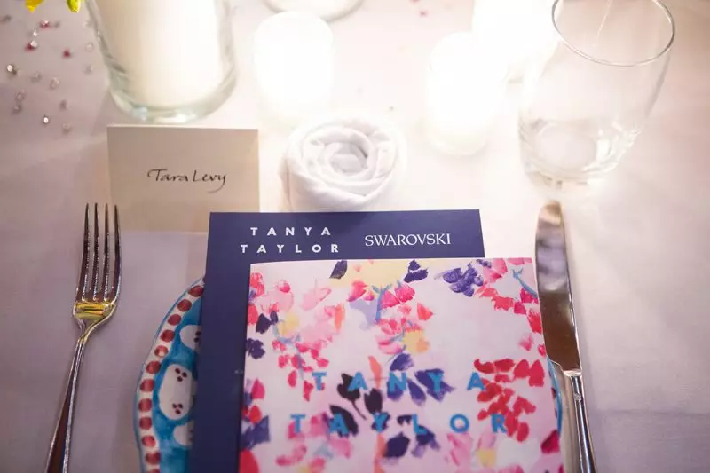 Tanya Taylor Toasts Capsule Collection na may Tropical Soirée 62553_23
