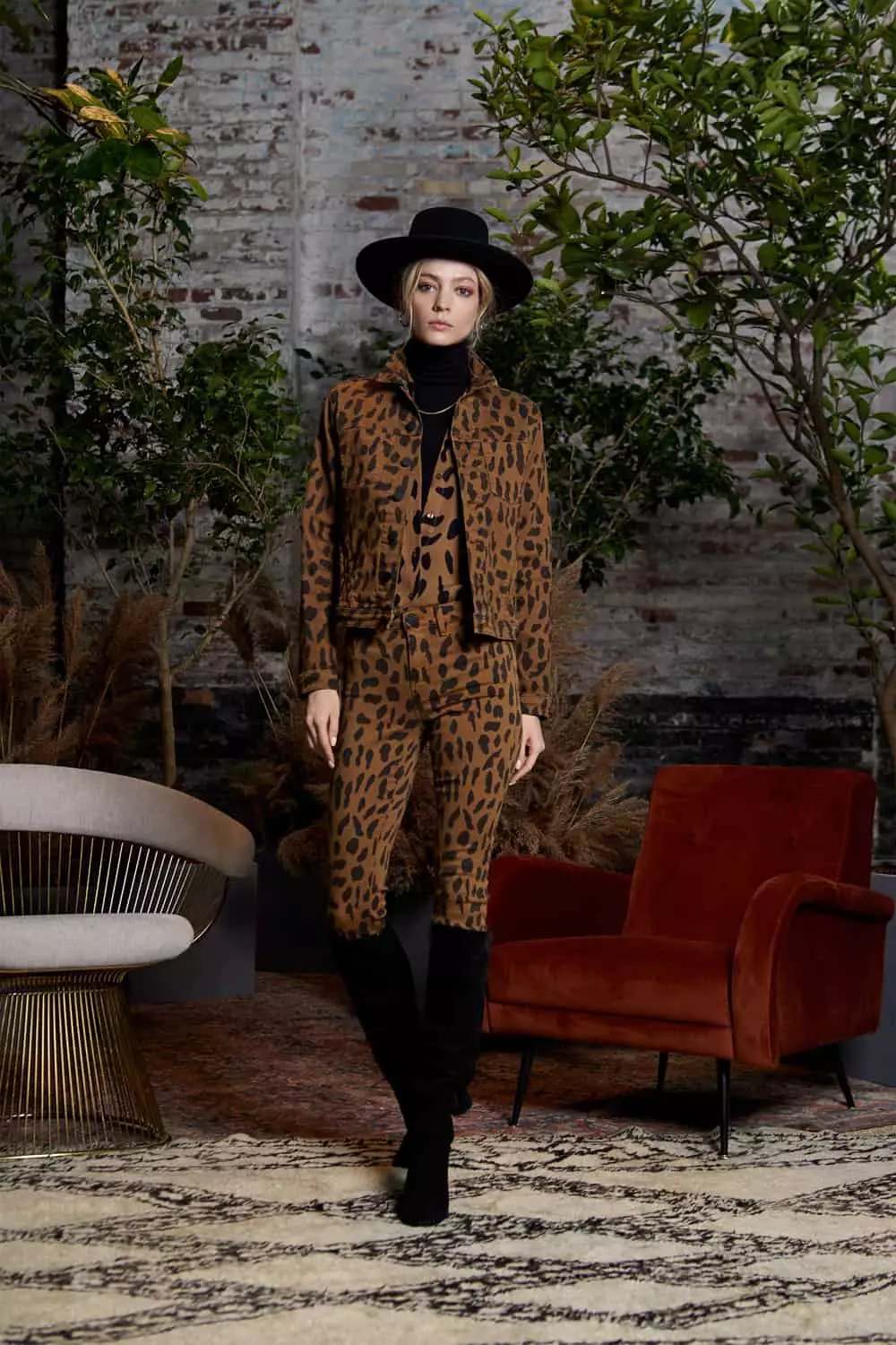 L'Agence Looks to California for Fall 2019 Collection 6264_18