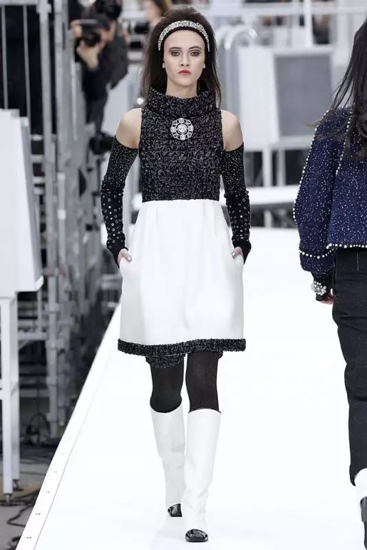 Blast Off! Koleksiyona Chanel's Out of this World Pay/Zivistan 2017 64511_77