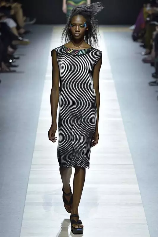 Issey Miyake Spring 2016 65389_36