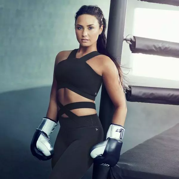 Demi Lovato Style Evolutionista, Project Runway -debyyttistään ja New Fabletics Collabista 66538_2