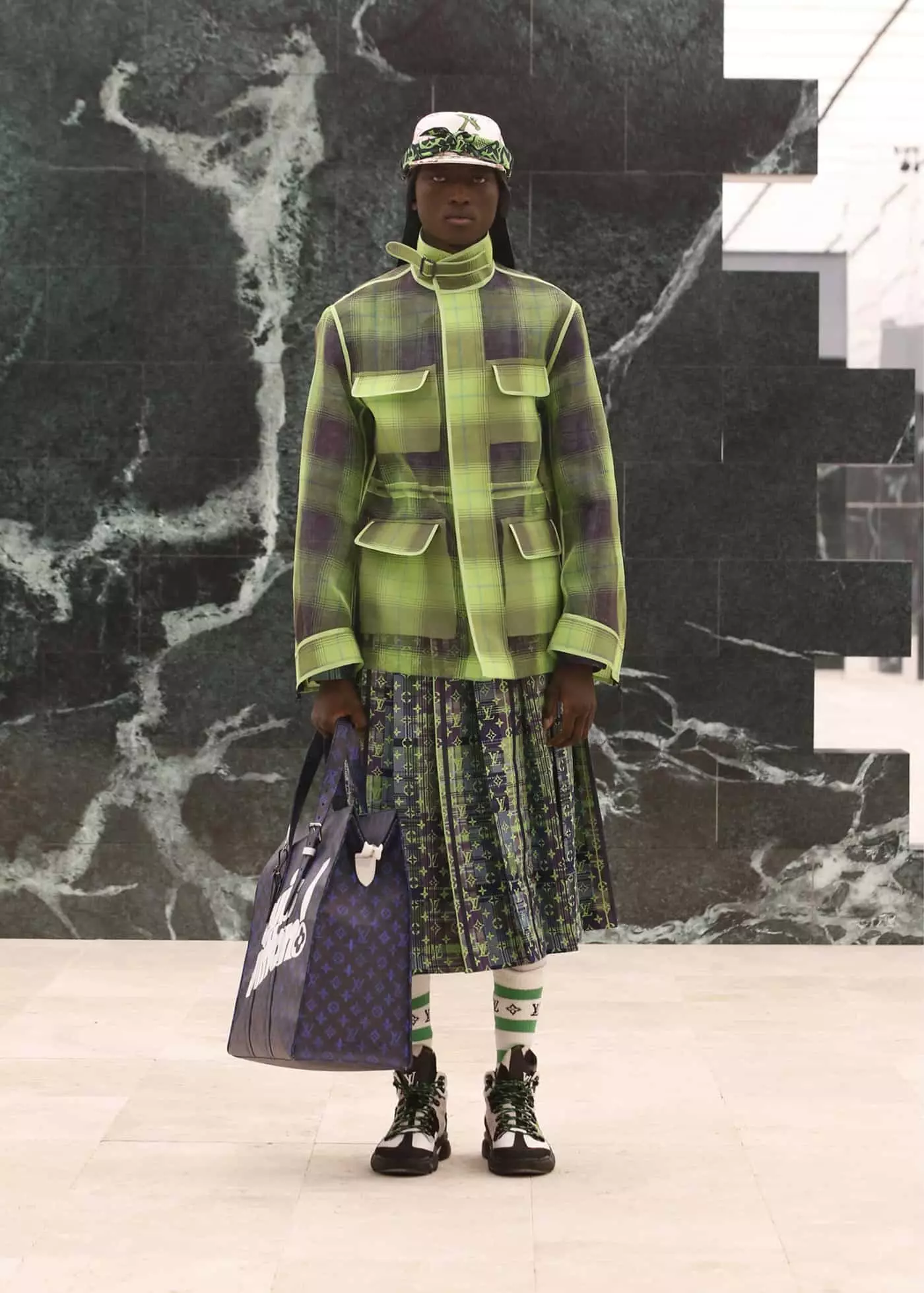 Mae Louis Vuitton’s New Fall Menswear Is All Business 6687_18