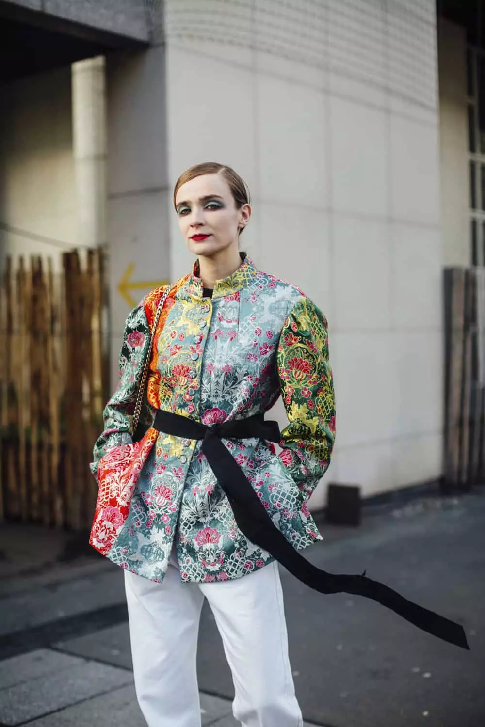 De beste streetstyle-lookene fra dag 1 og 2 av Paris Fashion Week 67517_103