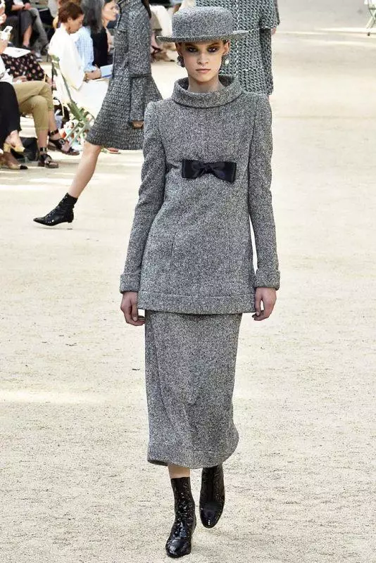 Hołd Karla Lagerfelda dla Paryża w Haute Couture 67997_11