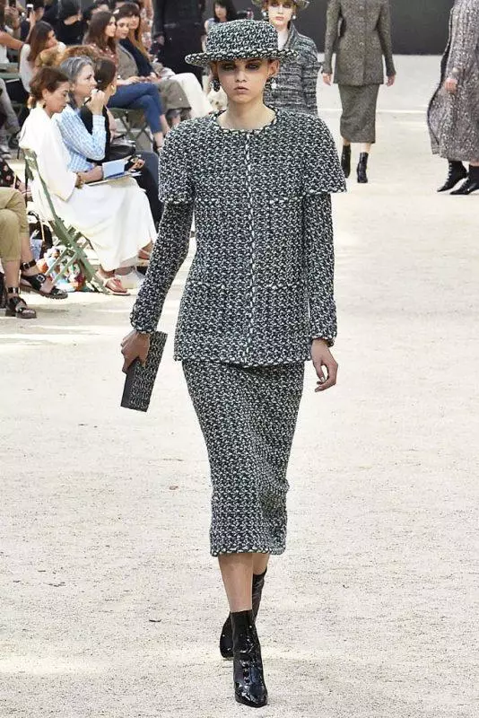Hołd Karla Lagerfelda dla Paryża w Haute Couture 67997_12