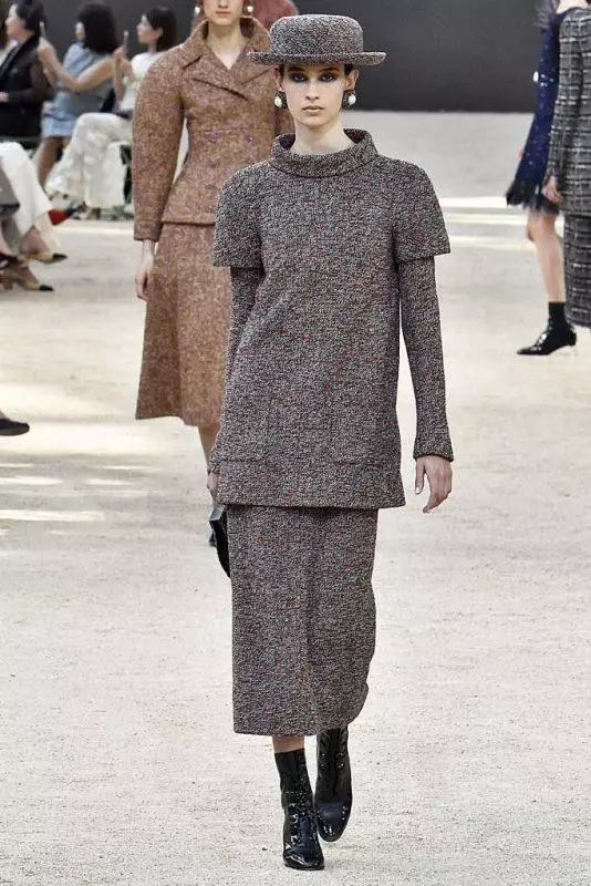 Hołd Karla Lagerfelda dla Paryża w Haute Couture 67997_27