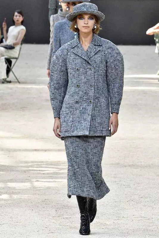 Hołd Karla Lagerfelda dla Paryża w Haute Couture 67997_9