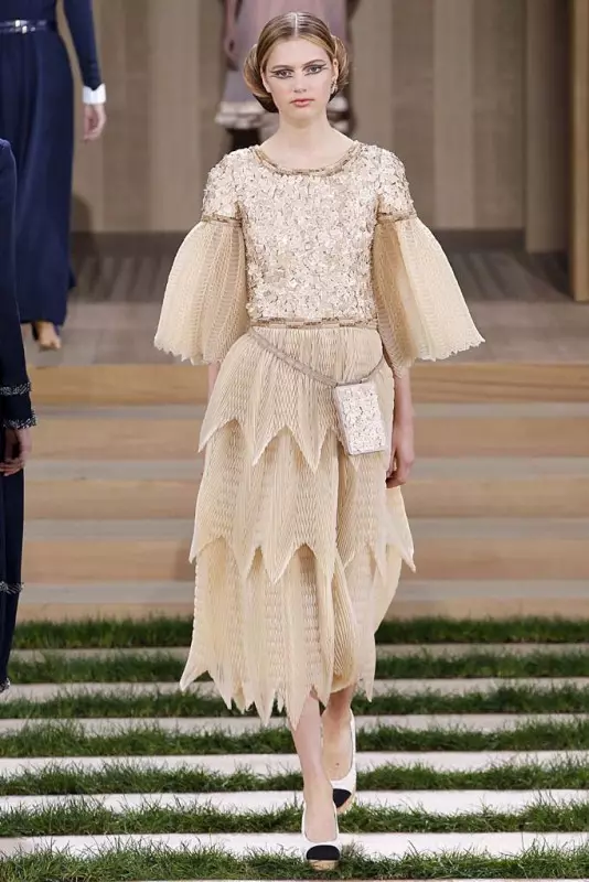 Chanel Haute Couture oge opupu ihe ubi 2016 67998_37
