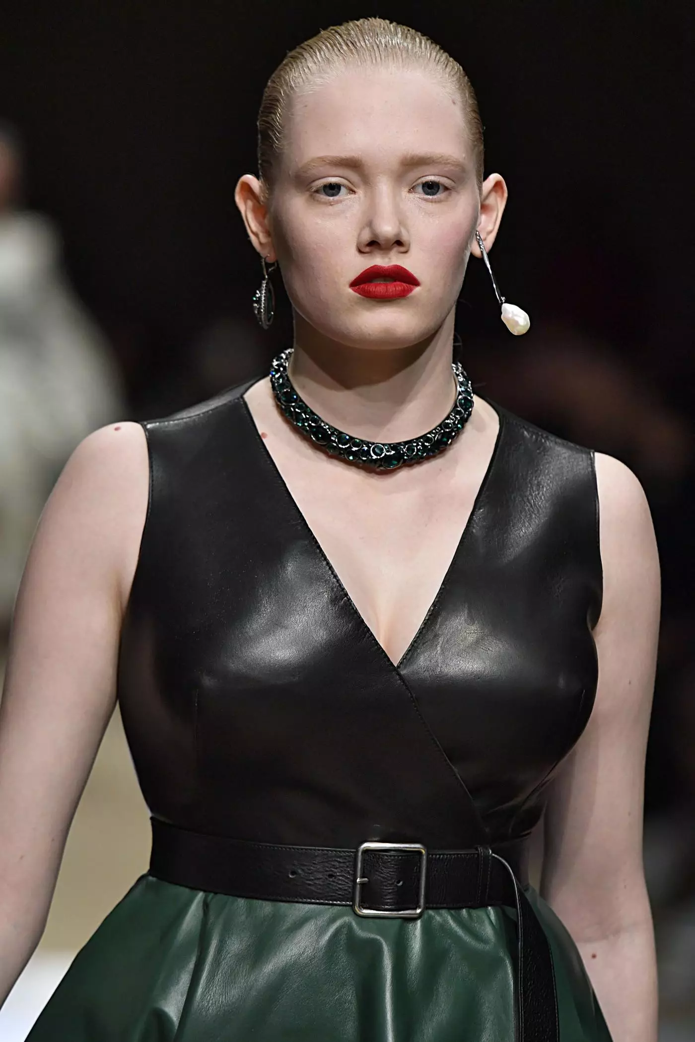 Sarah Burton va aportar una mica de diversitat corporal a la pista d'Alexander McQueen? 68591_10