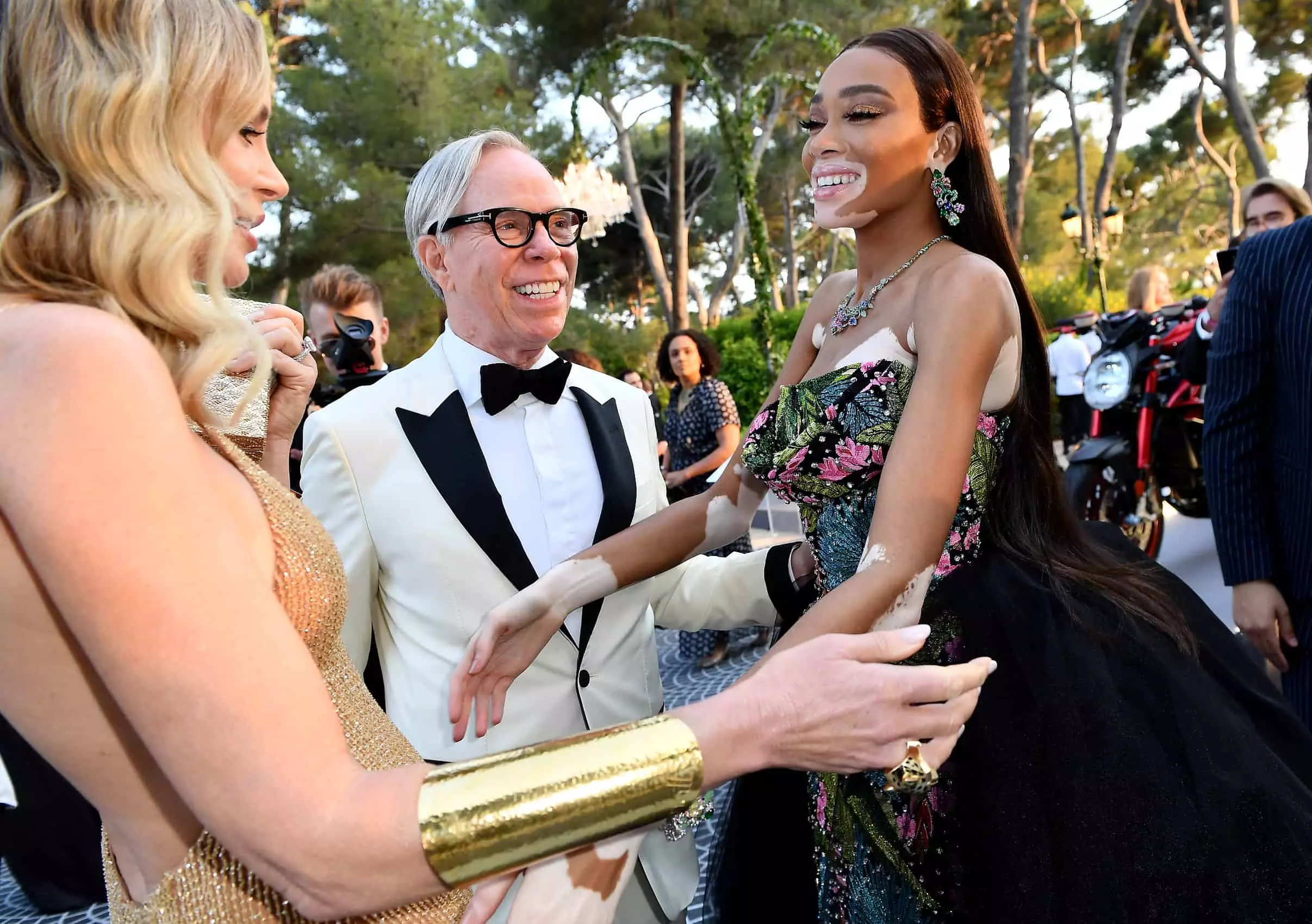 Oge kacha mma (na Lewks) sitere na AmfAR's $15 Million Cannes Gala 6871_14