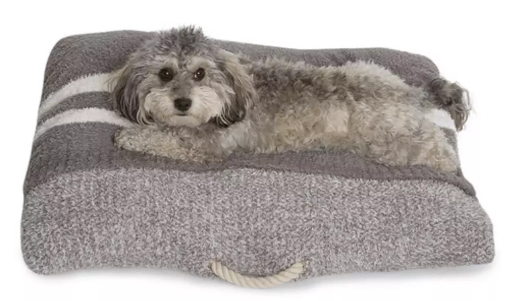 Кревет со сив куче