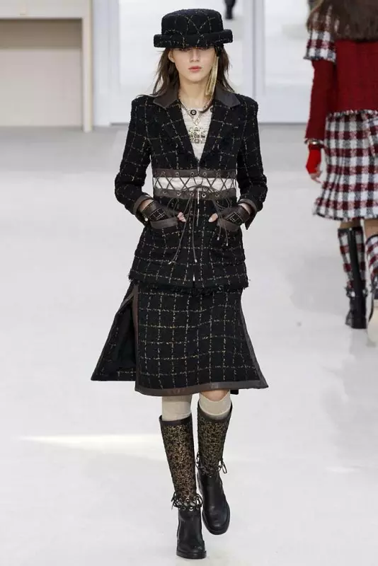 Chanel Aŭtuno/Vintro 2016 69090_29