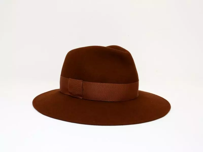 Veronica Beard lança acessórios com nova coleção de chapéus 69508_7